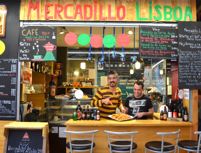 Mercadillo Lisboa: A fun Portuguese snack bar in Mercado San Fernando ...